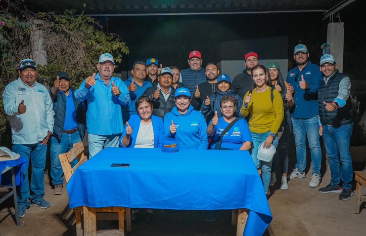 EDITH AGUILAR SE COMPROMETE A CONSTRUIR DOS NUEVOS ESTADIOS PARA VALLE ...