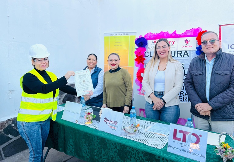 CONCLUYE EXITOSAMENTE TALLER PARA MUJERES “TABLA ROCA EN MUROS PARA ...