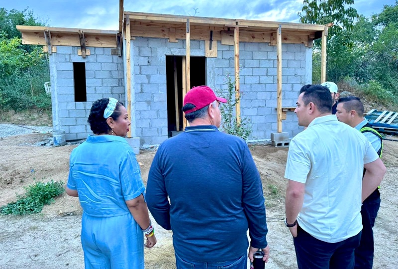 Supervisan avances de pies de casa y estufas ecológicas en zona rural ...