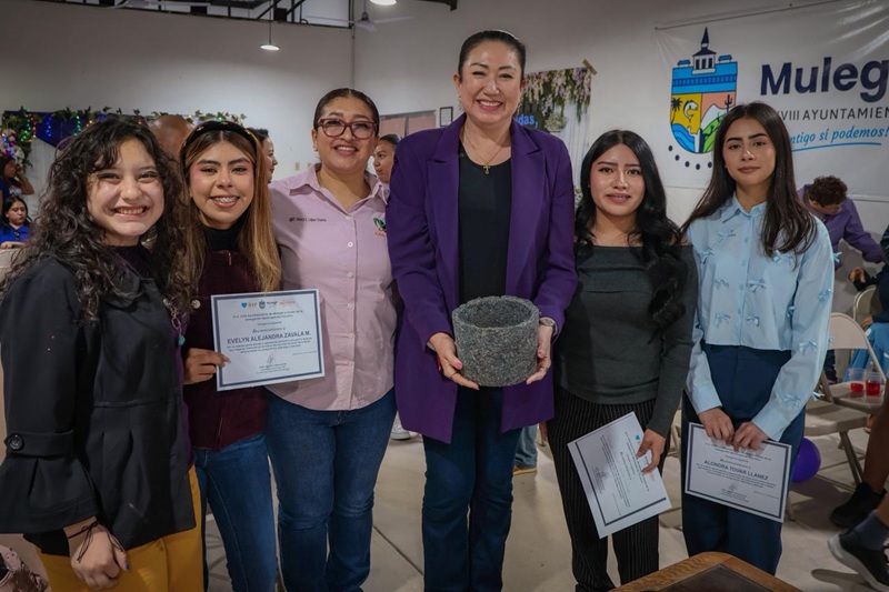 RECONOCE EDITH AGUILAR A MUJERES DESTACADAS DE VIZCAÍNO EN EL MARCO DEL ...